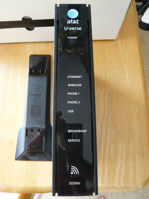 ロサンゼルスタウン - クラシファイド[AT&T U-verse DSLモデム Wireless Wifi ルータ]